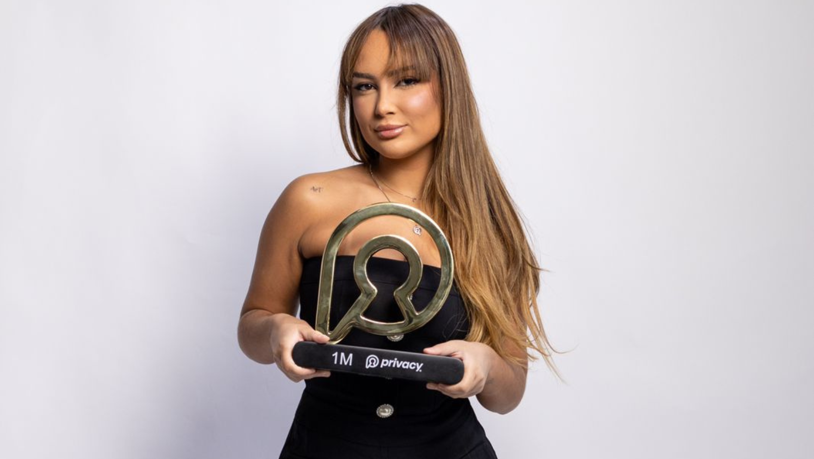 Emily Ferrer stands out as a creator of diverse cont ... » PopSize UK